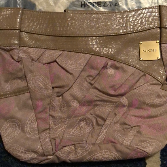 Miche | Bags | Miche Demi Hope Lives Shell | Poshmark